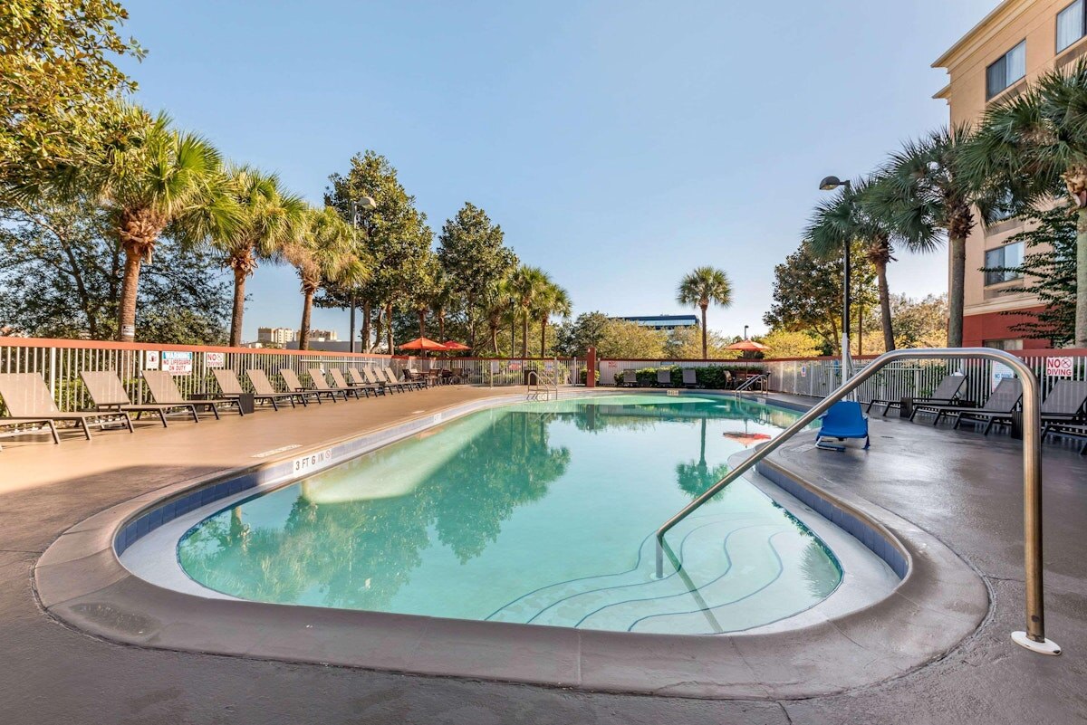 Hotell Comfort Inn & Suites Universal Orlando Resort, Orlando | TUI.se